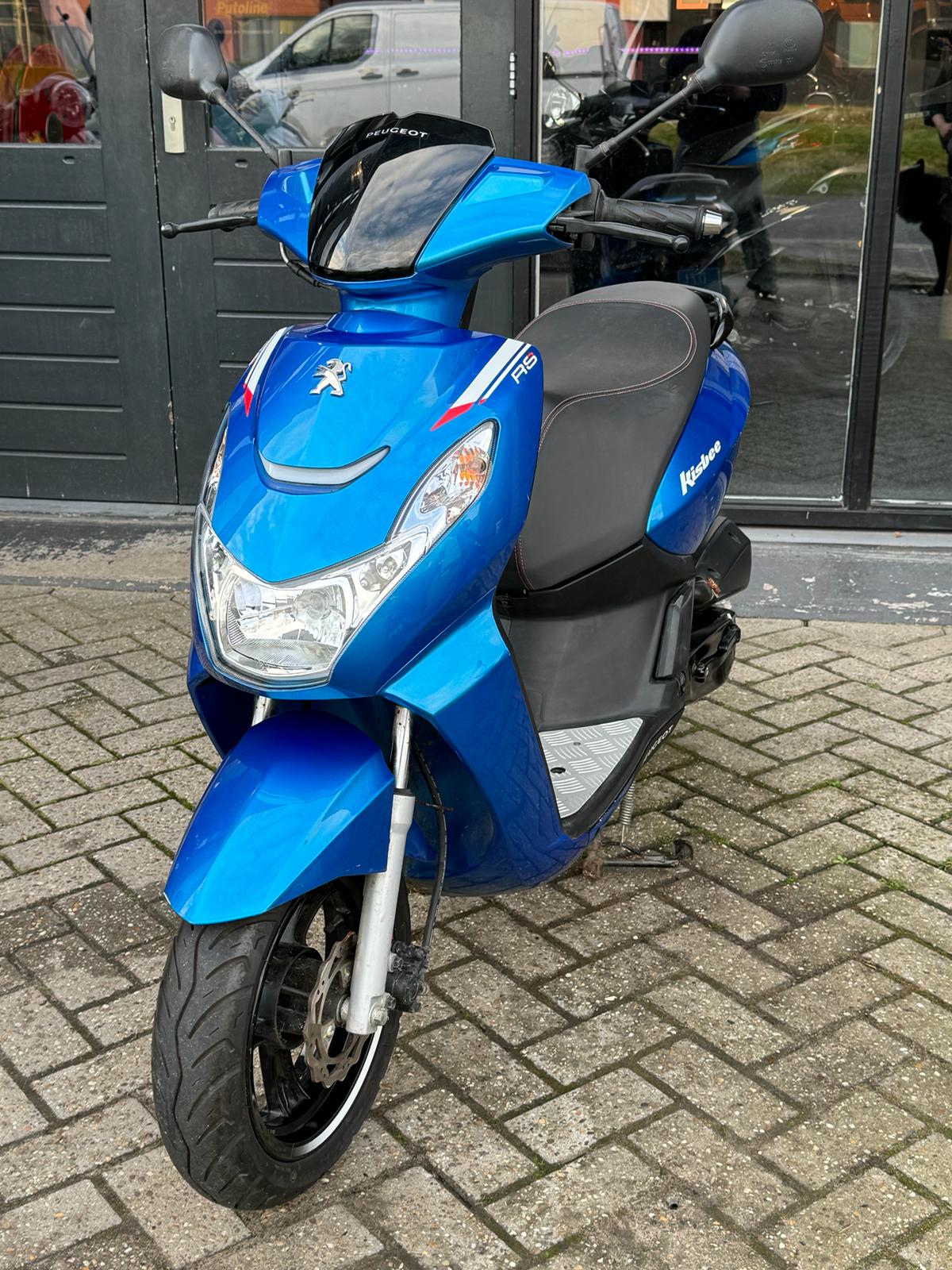 scooter winkel in de buurt. scooter brommer reparatie verkoop ...